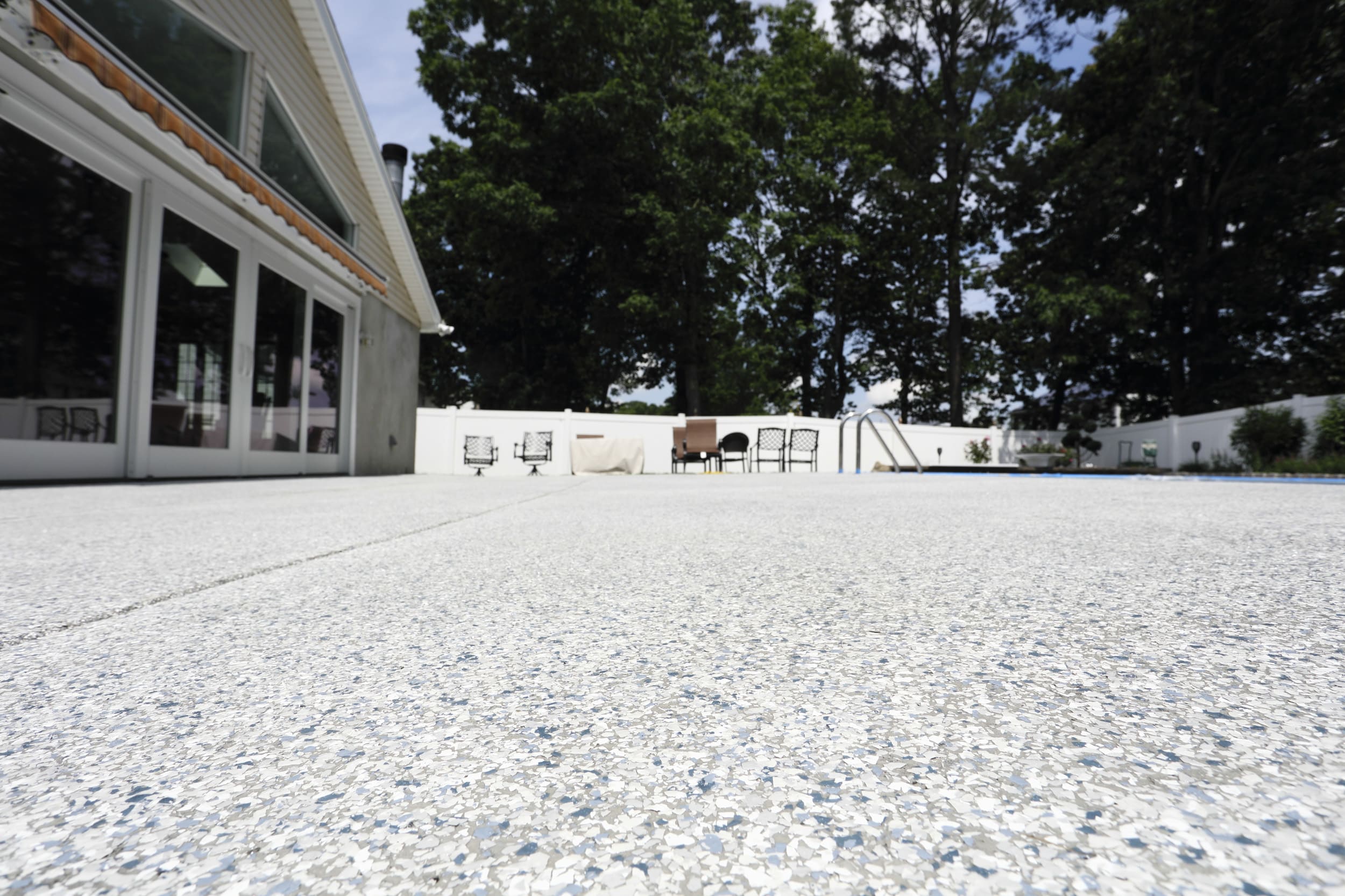 Things to Consider While Choosing Pool Deck Flooring | Blog